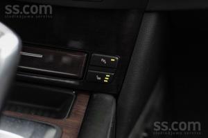 Melns BMW 525 2008 Rīga, ar dzinēja tilpumu 3.00 L un nobraukumu 398 tūkst. km par 6990 €, foto 24 vietnē AUTOMOTO.COM.LV
