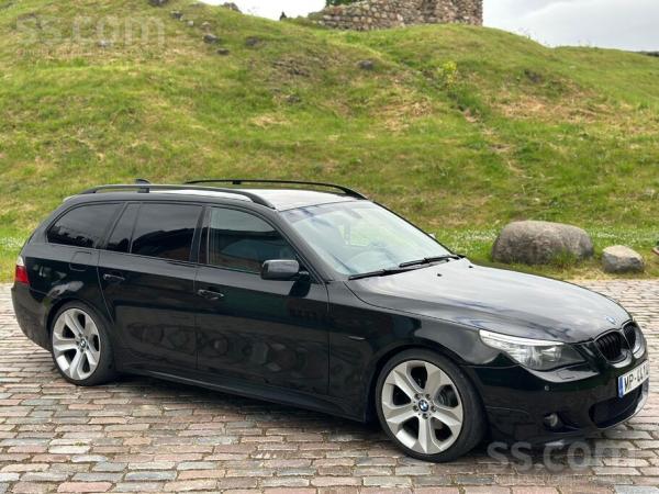Black BMW 525 2008 in Rezekne, with an engine capacity of 3.00 L and mileage of 428 thousand km for 5999 €, photo 4 on AUTOMOTO.COM.LV