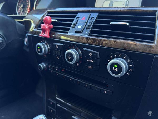 Черный БМВ 525 2008 в Вильнюс, объемом двигателя 2.99 л и пробегом 299 тыс. км за 1950 €, фото 9 на AUTOMOTO.COM.LV