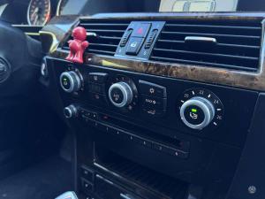 Melns BMW 525 2008 Viļņa, ar dzinēja tilpumu 2.99 L un nobraukumu 299 tūkst. km par 1950 €, foto 10 vietnē AUTOMOTO.COM.LV