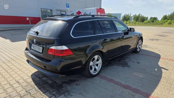 Melns BMW 525 2008 Šauļi, ar dzinēja tilpumu 2.99 L un nobraukumu 406 tūkst. km par 3850 €, foto 3 vietnē AUTOMOTO.COM.LV