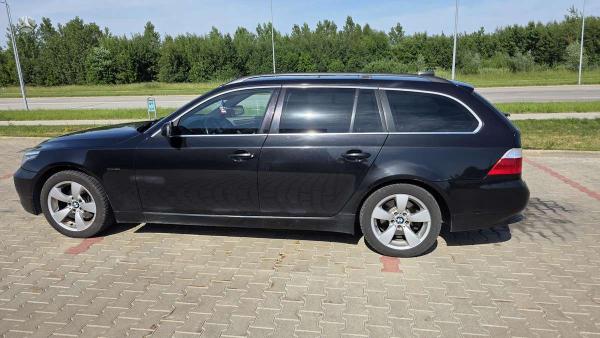 Melns BMW 525 2008 Šauļi, ar dzinēja tilpumu 2.99 L un nobraukumu 406 tūkst. km par 3850 €, foto 8 vietnē AUTOMOTO.COM.LV
