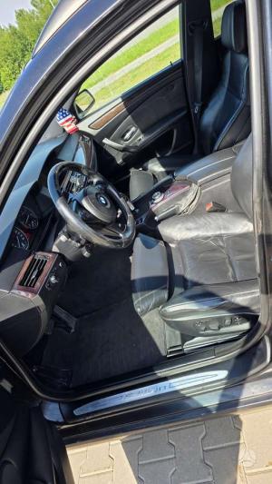 Melns BMW 525 2008 Šauļi, ar dzinēja tilpumu 2.99 L un nobraukumu 406 tūkst. km par 3850 €, foto 11 vietnē AUTOMOTO.COM.LV