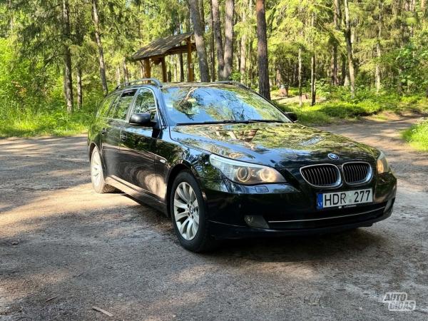Melns BMW 525 2008 Kauņa, ar dzinēja tilpumu 3.00 L un nobraukumu 400 tūkst. km par 2690 €, foto 8 vietnē AUTOMOTO.COM.LV