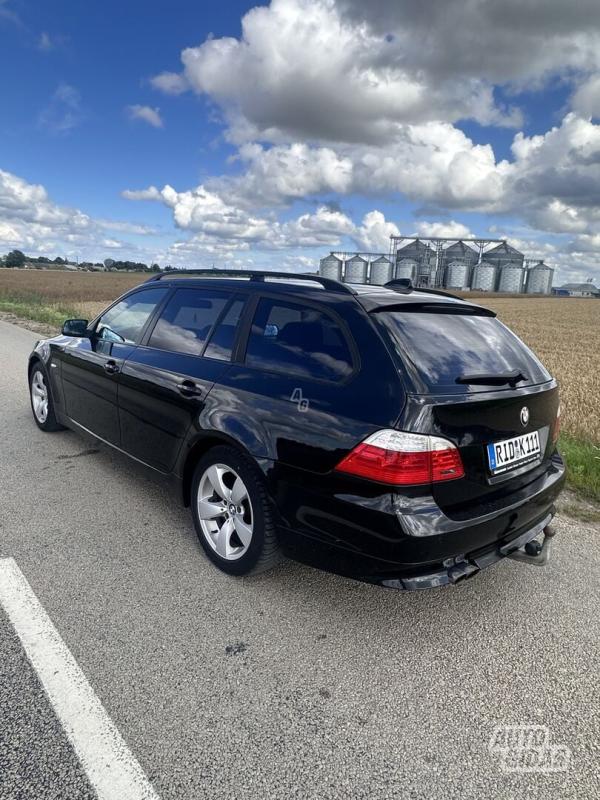Melns BMW 525 2008 Šakiai, ar dzinēja tilpumu 3.00 L un nobraukumu 369 tūkst. km par 3900 €, foto 5 vietnē AUTOMOTO.COM.LV