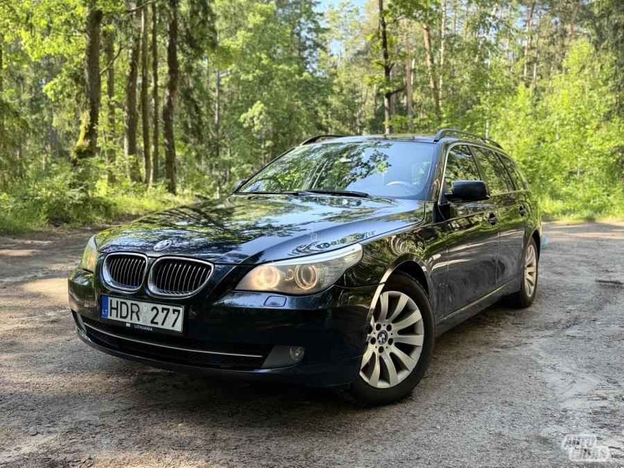 Melns BMW 525 2008 Kauņa, ar dzinēja tilpumu 3.00 L un nobraukumu 400 tūkst. km par 2690 €, foto 3 vietnē AUTOMOTO.COM.LV