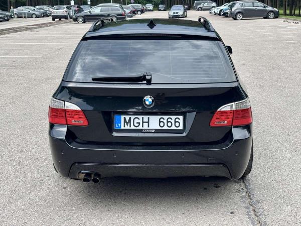 Black BMW 525 2008 in Druskininkai, with an engine capacity of 2.99 L and mileage of 344 thousand km for 5800 €, photo 4 on AUTOMOTO.COM.LV