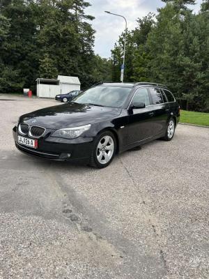 Melns BMW 525 2008 Kauņa, ar dzinēja tilpumu 2.99 L un nobraukumu 331 tūkst. km par 4990 €, foto 13 vietnē AUTOMOTO.COM.LV