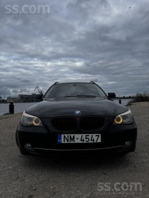 Black BMW 525 2008 in Riga, with an engine capacity of 3.00 L and mileage of 377 thousand km for 5150 €, photo  on AUTOMOTO.COM.LV