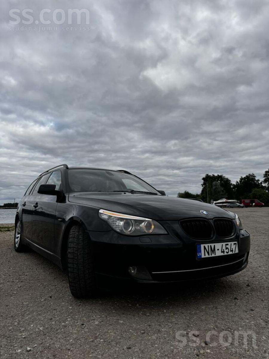 Black BMW 525 2008 in Riga, with an engine capacity of 3.00 L and mileage of 377 thousand km for 5150 €, photo 6 on AUTOMOTO.COM.LV