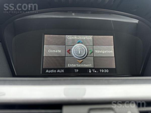 Melns BMW 525 2008 Rīga, ar dzinēja tilpumu 3.00 L un nobraukumu 377 tūkst. km par 5150 €, foto 10 vietnē AUTOMOTO.COM.LV