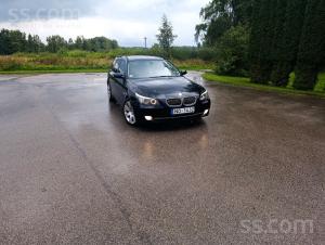 Melns BMW 525 2008 Bauska, ar dzinēja tilpumu 3.00 L un nobraukumu 415 tūkst. km par 4100 €, foto 4 vietnē AUTOMOTO.COM.LV