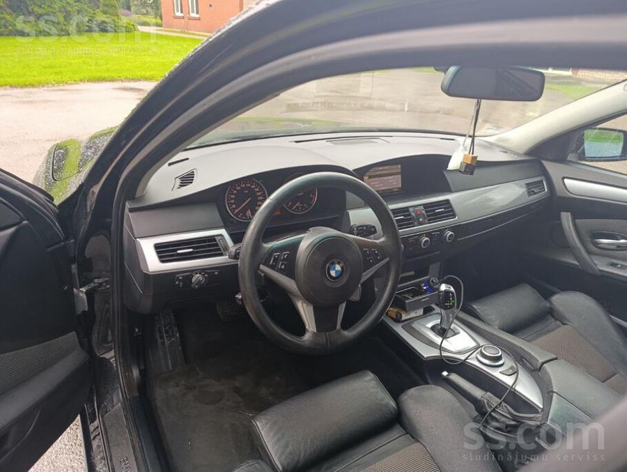 Melns BMW 525 2008 Bauska, ar dzinēja tilpumu 3.00 L un nobraukumu 415 tūkst. km par 4100 €, foto 7 vietnē AUTOMOTO.COM.LV