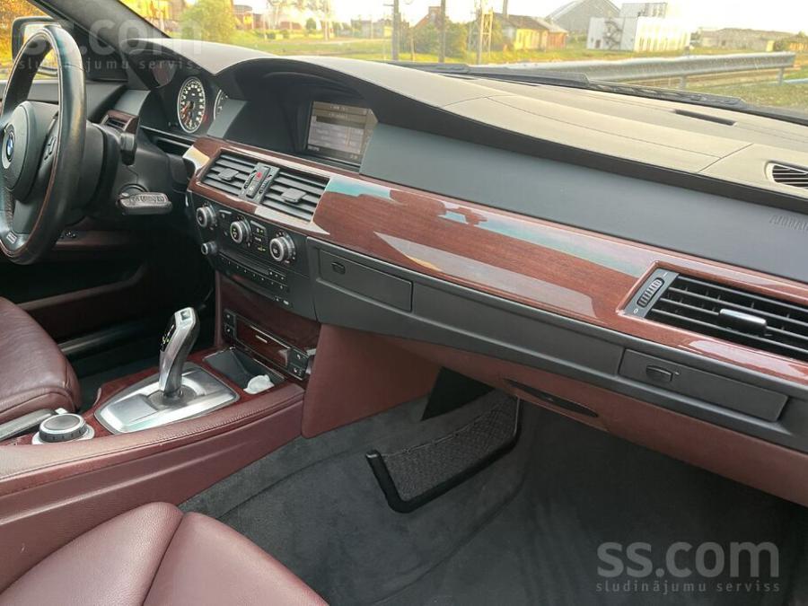Черный БМВ 525 2008 в Вентспилс, объемом двигателя 3.00 л и пробегом 379 тыс. км за 5990 €, фото 14 на AUTOMOTO.COM.LV