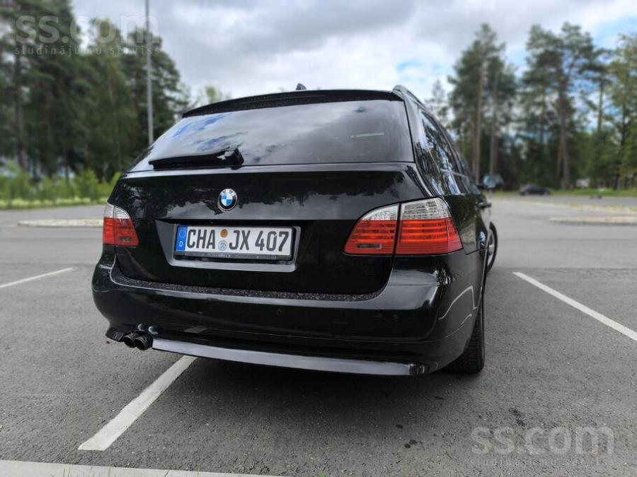 Black BMW 525 2009 in Daugavpils, with an engine capacity of 2.50 L and mileage of 405 thousand km for 4750 €, photo 5 on AUTOMOTO.COM.LV