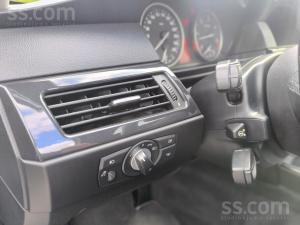 Black BMW 525 2009 in Daugavpils, with an engine capacity of 2.50 L and mileage of 405 thousand km for 4750 €, photo 14 on AUTOMOTO.COM.LV