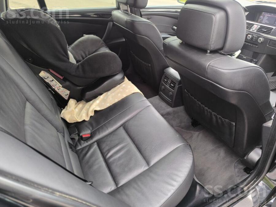 Black BMW 525 2009 in Daugavpils, with an engine capacity of 2.50 L and mileage of 405 thousand km for 4750 €, photo 19 on AUTOMOTO.COM.LV