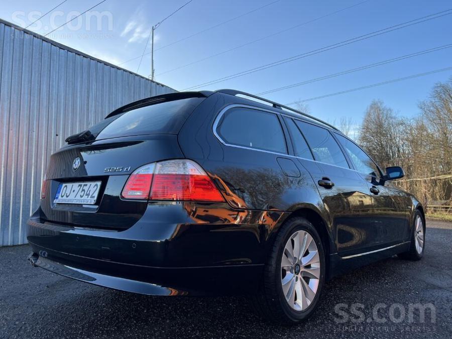 Melns BMW 525 2009 Rīga, ar dzinēja tilpumu 3.00 L un nobraukumu 245 tūkst. km par 5990 €, foto 2 vietnē AUTOMOTO.COM.LV