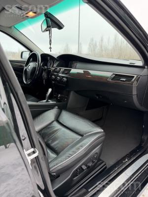 Melns BMW 525 2009 Dobele, ar dzinēja tilpumu 3.00 L un nobraukumu 277 tūkst. km par 7250 €, foto 14 vietnē AUTOMOTO.COM.LV