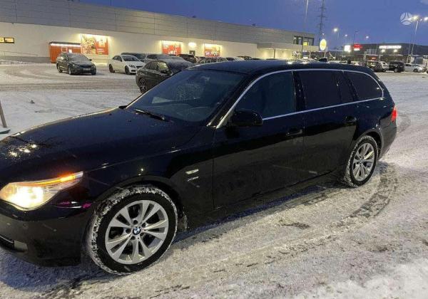 Black BMW 525 2009 in Kaunas, with an engine capacity of 2.99 L and mileage of 372 thousand km for 4500 €, photo 7 on AUTOMOTO.COM.LV