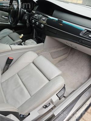 Черный БМВ 525 2009 в Елгава, объемом двигателя 3.00 л и пробегом 323 тыс. км за 4500 €, фото 11 на AUTOMOTO.COM.LV