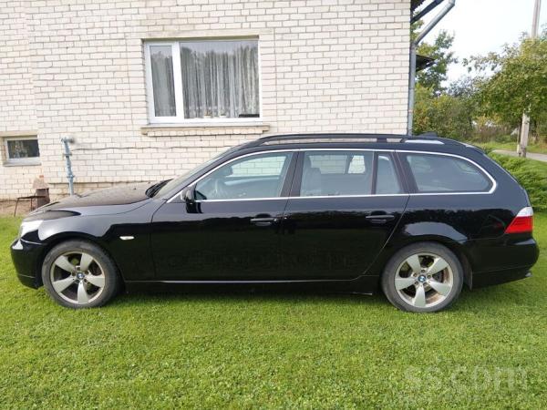 Melns BMW 525 2009 Cēsis, ar dzinēja tilpumu 2.50 L un nobraukumu 519 tūkst. km par 2850 €, foto 5 vietnē AUTOMOTO.COM.LV