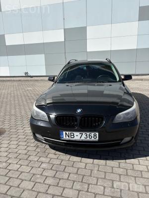 Melns BMW 525 2009 Dobele, ar dzinēja tilpumu 3.00 L un nobraukumu 277 tūkst. km par 6050 €, foto 3 vietnē AUTOMOTO.COM.LV