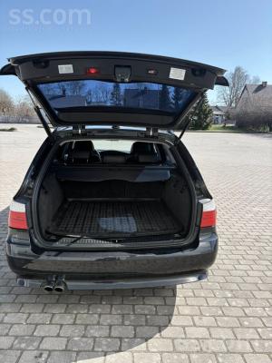 Melns BMW 525 2009 Dobele, ar dzinēja tilpumu 3.00 L un nobraukumu 277 tūkst. km par 6050 €, foto 9 vietnē AUTOMOTO.COM.LV