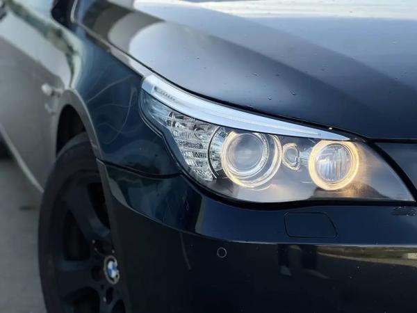 Melns BMW 525 2009 Rēzekne, ar dzinēja tilpumu 3.00 L un nobraukumu 293 tūkst. km par 6600 €, foto 8 vietnē AUTOMOTO.COM.LV