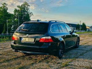 Black BMW 525 2009 in Ventspils, with an engine capacity of 3.00 L and mileage of 360 thousand km for 4695 €, photo 19 on AUTOMOTO.COM.LV