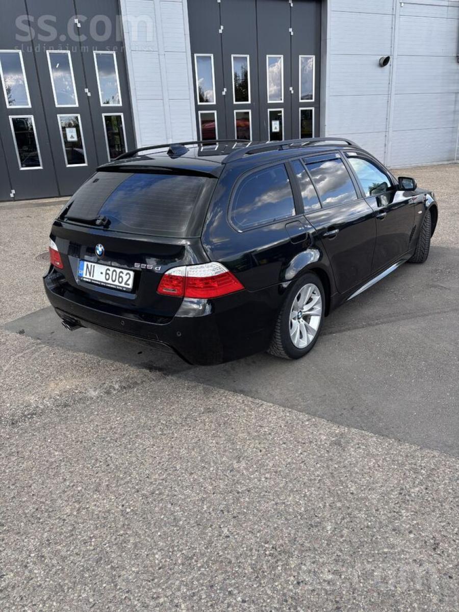 Melns BMW 525 2009 Daugavpils, ar dzinēja tilpumu 3.00 L un nobraukumu 365 tūkst. km par 7150 €, foto 6 vietnē AUTOMOTO.COM.LV