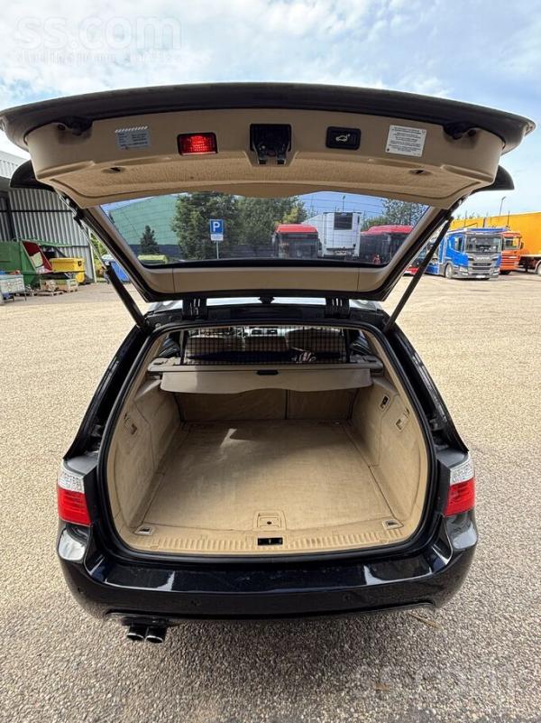 Melns BMW 525 2009 Daugavpils, ar dzinēja tilpumu 3.00 L un nobraukumu 365 tūkst. km par 7150 €, foto 9 vietnē AUTOMOTO.COM.LV