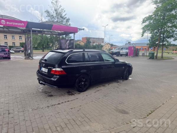 Black BMW 525 2009 in Rezekne, with an engine capacity of 3.00 L and mileage of 293 thousand km for 5950 €, photo 4 on AUTOMOTO.COM.LV