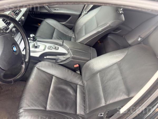 Black BMW 525 2009 in Rezekne, with an engine capacity of 3.00 L and mileage of 293 thousand km for 5950 €, photo 10 on AUTOMOTO.COM.LV