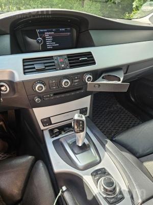 Melns BMW 525 2009 Rīga, ar dzinēja tilpumu 3.00 L un nobraukumu 500 tūkst. km par 3600 €, foto 6 vietnē AUTOMOTO.COM.LV