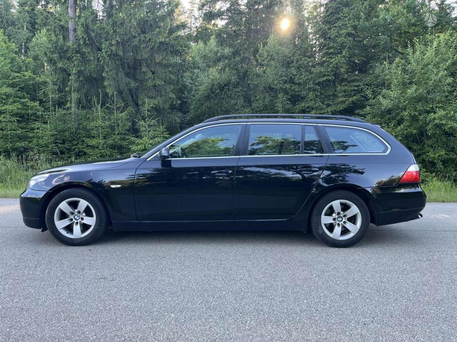 Melns BMW 525 2009 Viļņa, ar dzinēja tilpumu 2.99 L un nobraukumu 410 tūkst. km par 3999 €, foto 5 vietnē AUTOMOTO.COM.LV