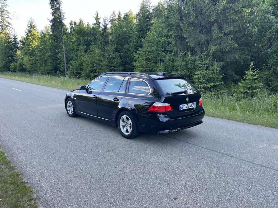 Melns BMW 525 2009 Viļņa, ar dzinēja tilpumu 2.99 L un nobraukumu 410 tūkst. km par 3999 €, foto 6 vietnē AUTOMOTO.COM.LV