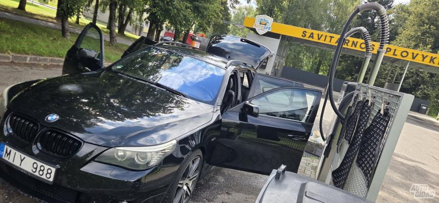 Melns BMW 525 2009 Šalčininkai, ar dzinēja tilpumu 3.00 L un nobraukumu 366 tūkst. km par 5000 €, foto 5 vietnē AUTOMOTO.COM.LV