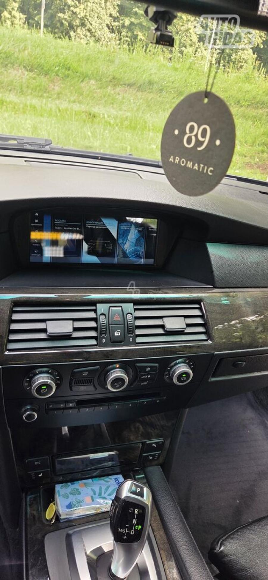 Melns BMW 525 2009 Šalčininkai, ar dzinēja tilpumu 3.00 L un nobraukumu 366 tūkst. km par 5000 €, foto 9 vietnē AUTOMOTO.COM.LV