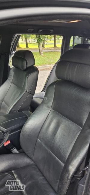 Melns BMW 525 2009 Šalčininkai, ar dzinēja tilpumu 3.00 L un nobraukumu 366 tūkst. km par 5000 €, foto 14 vietnē AUTOMOTO.COM.LV