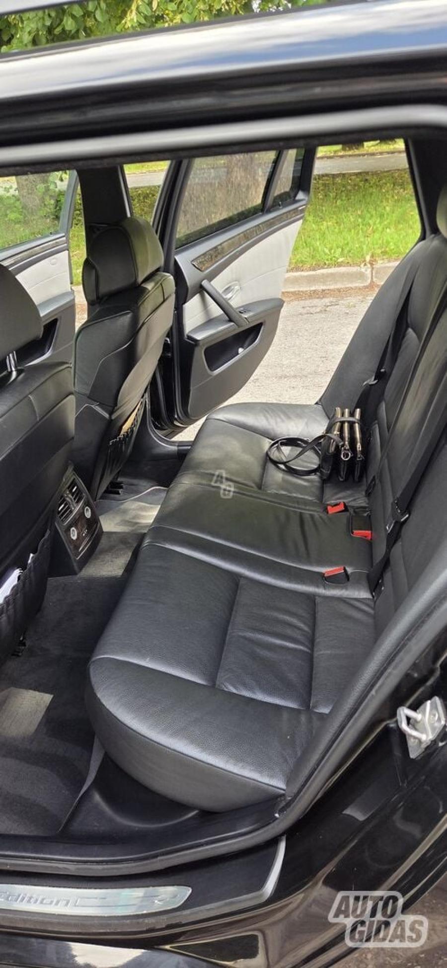 Melns BMW 525 2009 Šalčininkai, ar dzinēja tilpumu 3.00 L un nobraukumu 366 tūkst. km par 5000 €, foto 18 vietnē AUTOMOTO.COM.LV