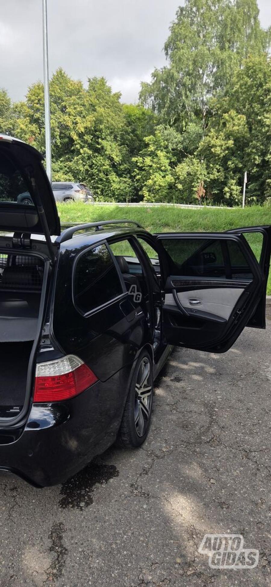 Melns BMW 525 2009 Šalčininkai, ar dzinēja tilpumu 3.00 L un nobraukumu 366 tūkst. km par 5000 €, foto 23 vietnē AUTOMOTO.COM.LV