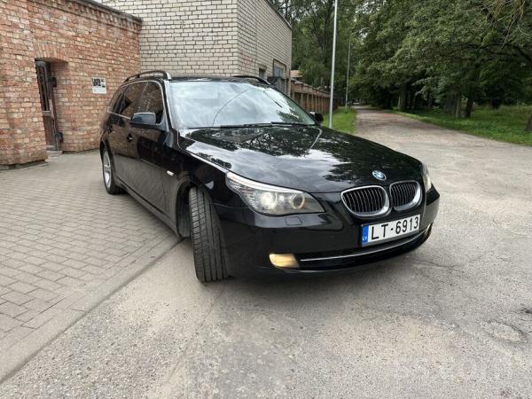 Melns BMW 525 2009 Jelgava, ar dzinēja tilpumu 3.00 L un nobraukumu 483 tūkst. km par 4900 €, foto 3 vietnē AUTOMOTO.COM.LV