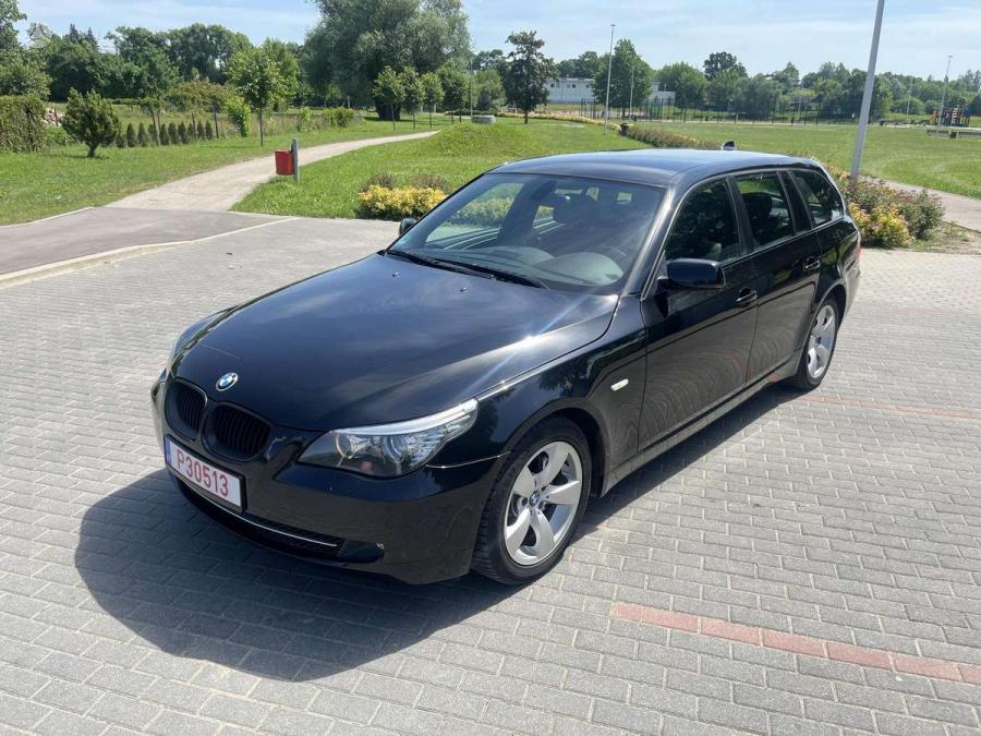 Черный БМВ 525 2009 в Кедайняй, объемом двигателя 2.50 л и пробегом 280 тыс. км за 5000 €, фото 3 на AUTOMOTO.COM.LV