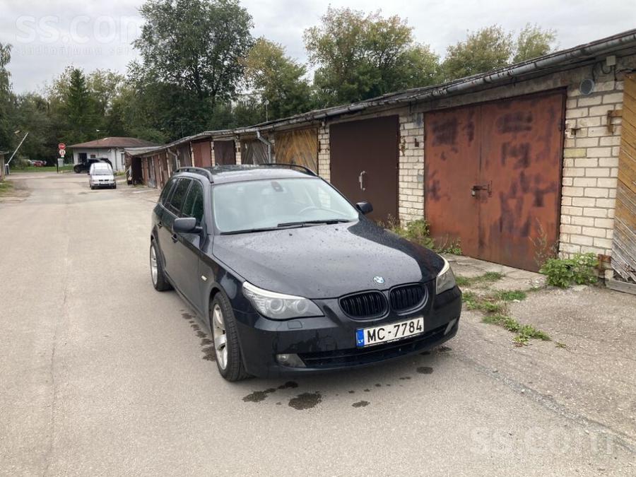 Melns BMW 525 2009 Rīga, ar dzinēja tilpumu 3.00 L un nobraukumu 305 tūkst. km par 3400 €, foto 1 vietnē AUTOMOTO.COM.LV