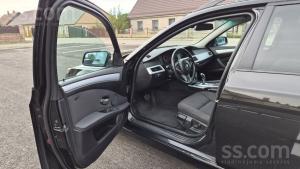 Melns BMW 525 2009 Daugavpils, ar dzinēja tilpumu 3.00 L un nobraukumu 261 tūkst. km par 4250 €, foto 12 vietnē AUTOMOTO.COM.LV