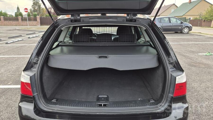 Melns BMW 525 2009 Daugavpils, ar dzinēja tilpumu 3.00 L un nobraukumu 261 tūkst. km par 4250 €, foto 15 vietnē AUTOMOTO.COM.LV