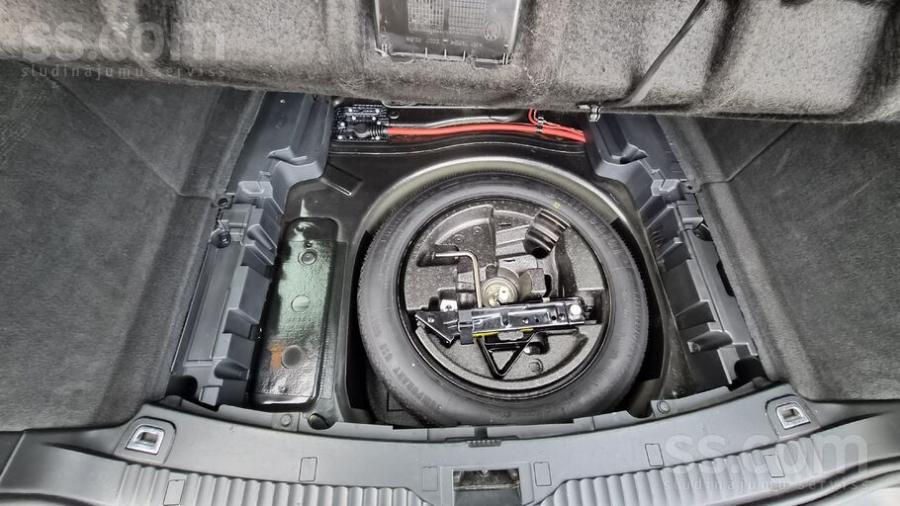 Melns BMW 525 2009 Daugavpils, ar dzinēja tilpumu 3.00 L un nobraukumu 261 tūkst. km par 4250 €, foto 16 vietnē AUTOMOTO.COM.LV