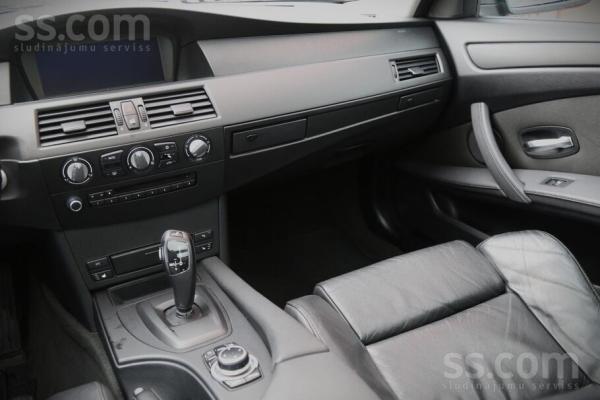 Melns BMW 525 2009 Rīga, ar dzinēja tilpumu 3.00 L un nobraukumu 305 tūkst. km par 3795 €, foto 10 vietnē AUTOMOTO.COM.LV
