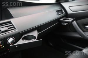 Черный БМВ 525 2009 в Рига, объемом двигателя 3.00 л и пробегом 305 тыс. км за 3795 €, фото 20 на AUTOMOTO.COM.LV